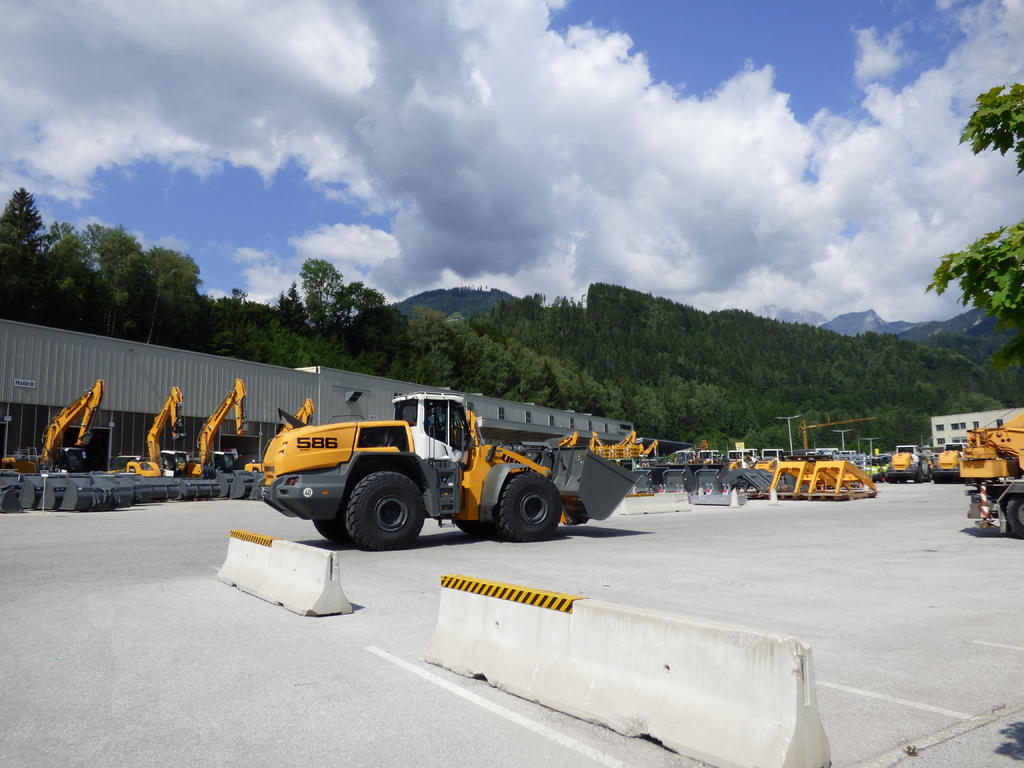 The HUB team recently visited the Liebherr-Werk Bischofshofen GmbH ...