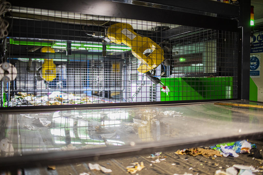 Panda Ireland hails simplicity and efficiency of 4 Recycleye robots one ...