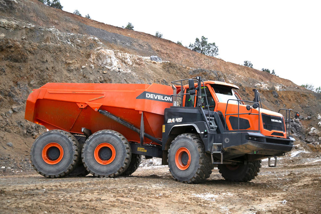 Quarry range centrepiece of first Hillhead show for Develon | Hub-4