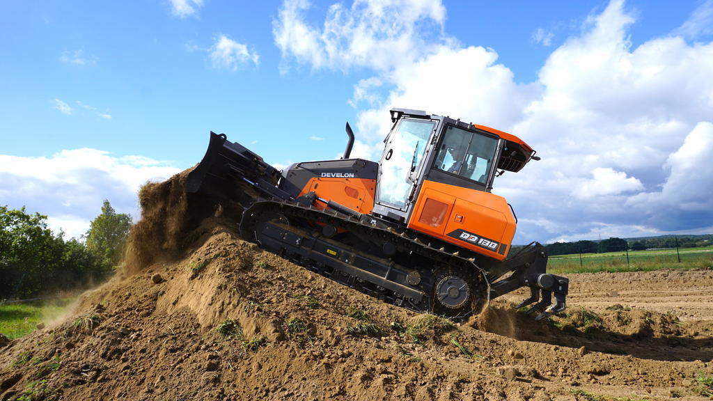 Quarry range centrepiece of first Hillhead show for Develon | Hub-4