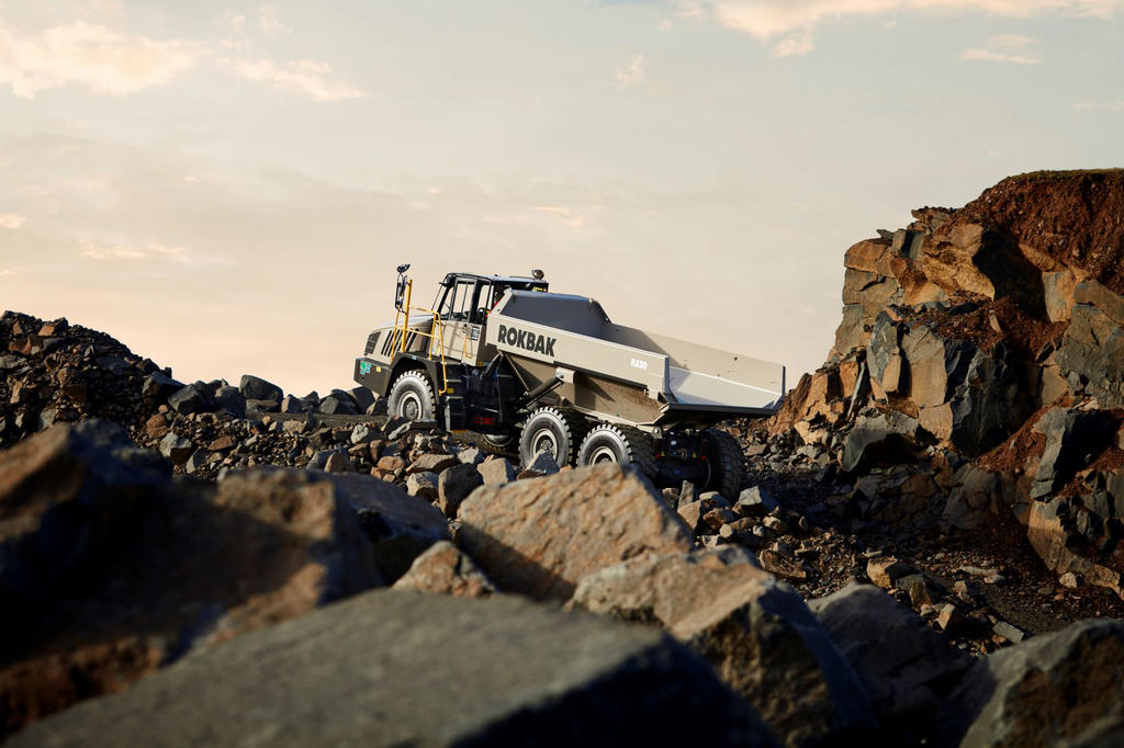Rokbak appoints Machinery Exchange as dealer for Zimbabwe | Hub-4